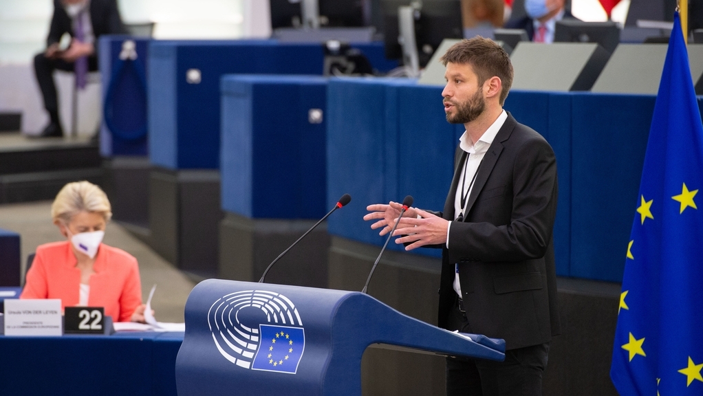 Michal Šimečka: GP má plné právo pripomienkovať medzinárodnú zmluvu ...